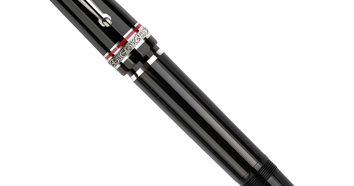 Delta DV Original Magnifica Oversize Fountain Pens